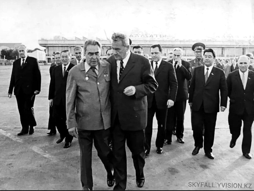 Dinmukhamed Kunaev's House Museum - Voices On Cental Asia